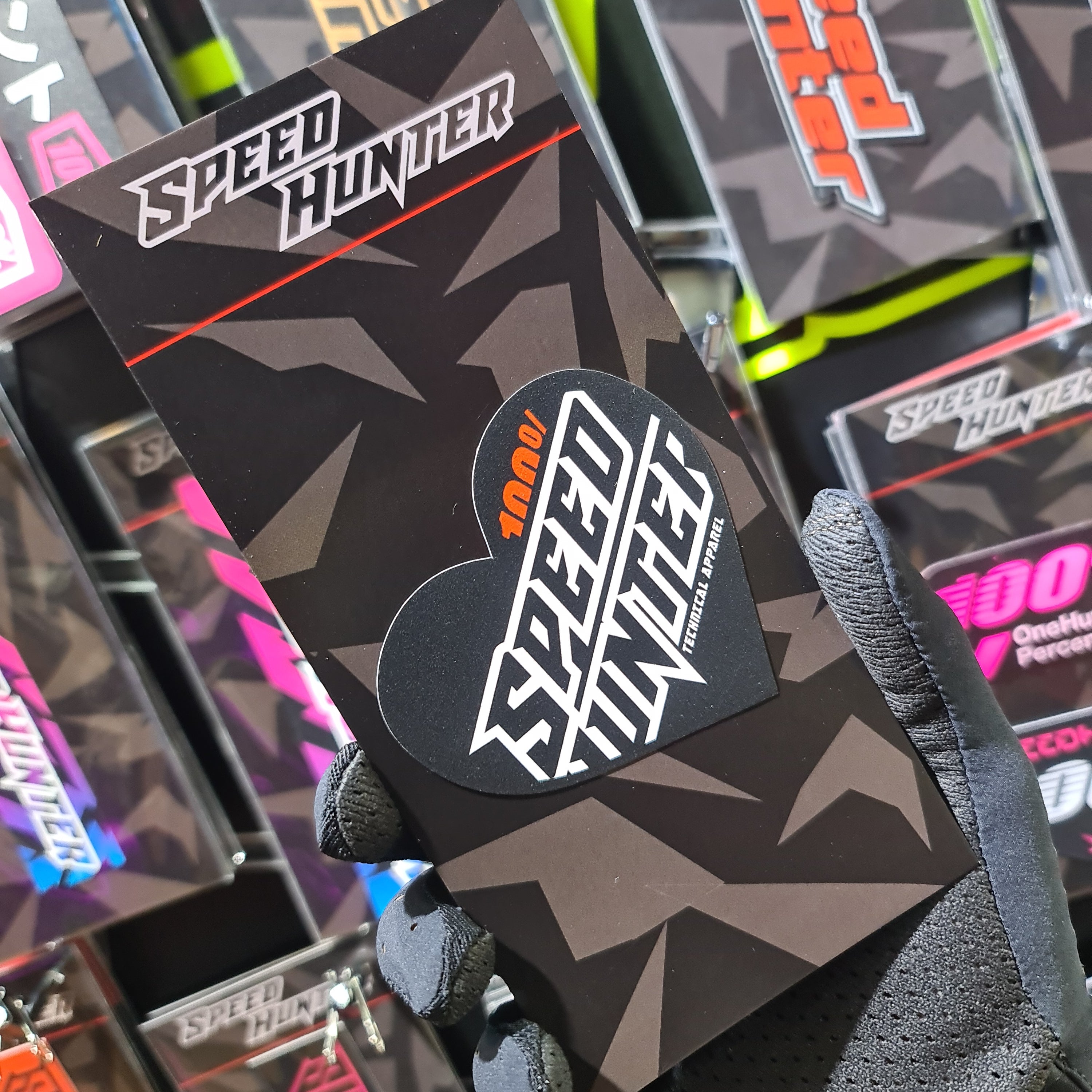 SPEED HUNTER - HEART AWESOME STICKER – SPEEDHUNTER